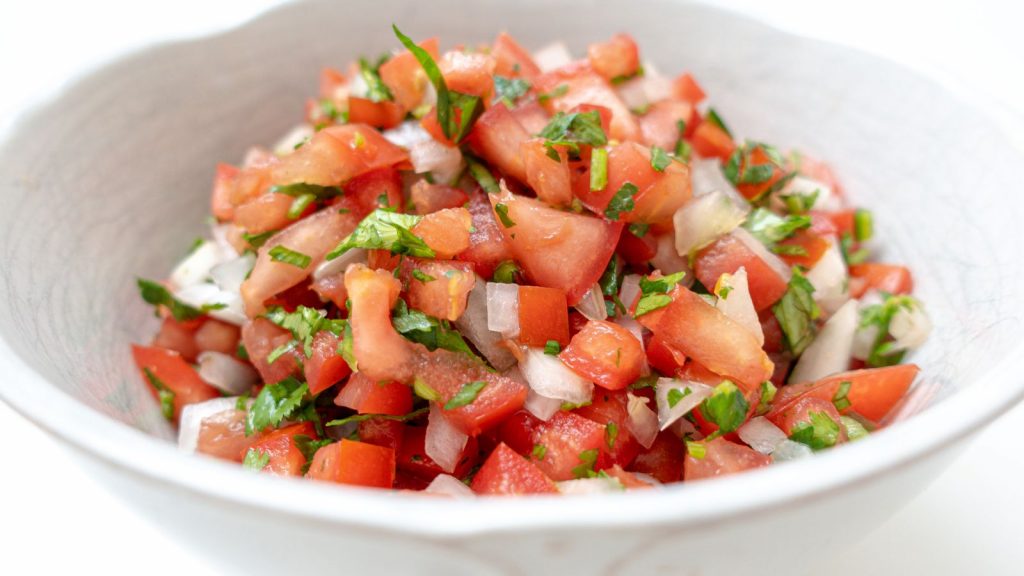 Pico de Gallo Fácil: Sua Salsa Fresca Mexicana - Receitas Práticas